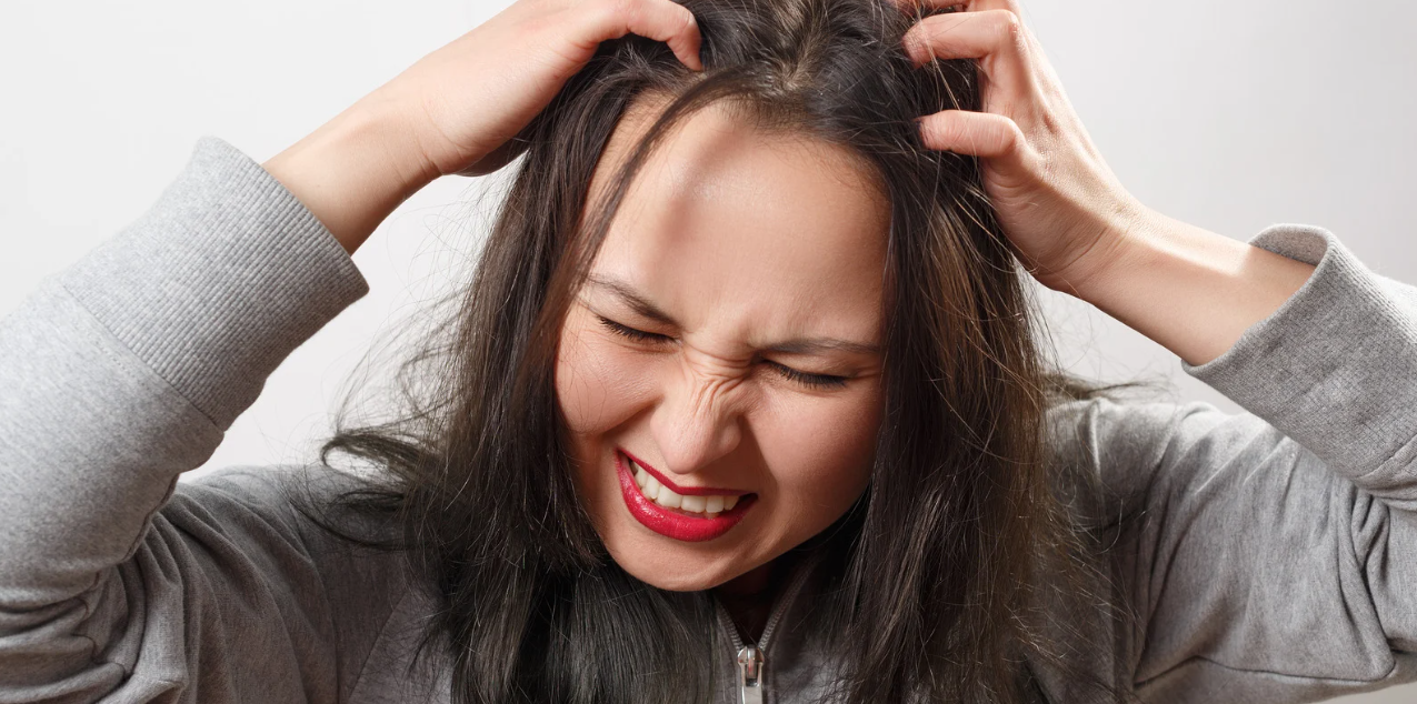 Menopause & Itchy Scalp: Causes and Relief Guide – Lubracil